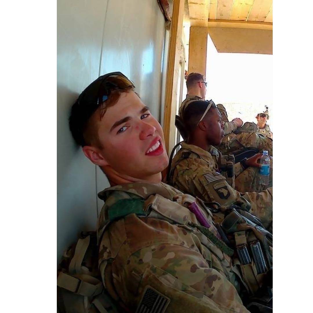 Virtually Hug a GI - Peter Secchia Military and Veterans Resource ...